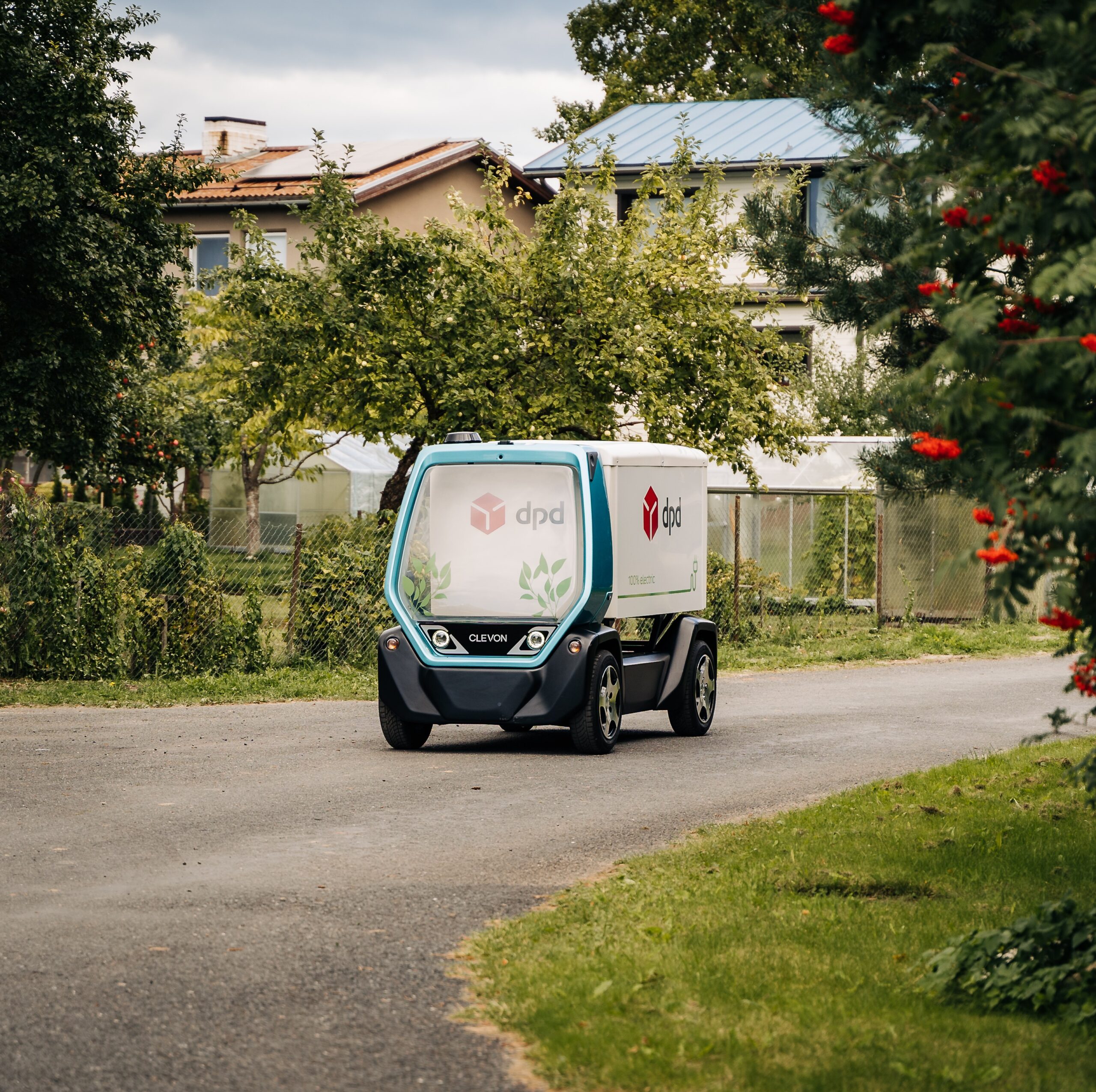 Self Driving Delivery Robot For The First Time In Estonia Geopost