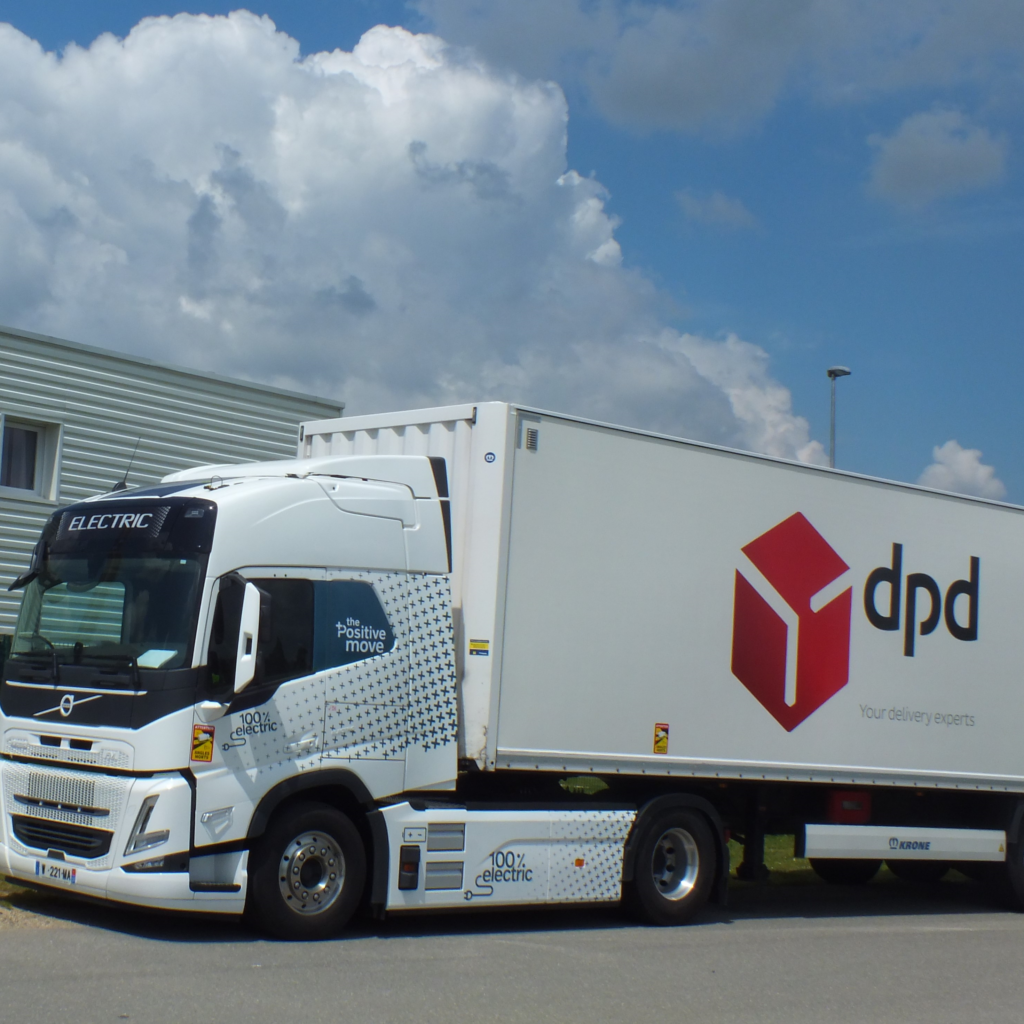 La Poste group rolls out electric HGV services in France | Geopost
