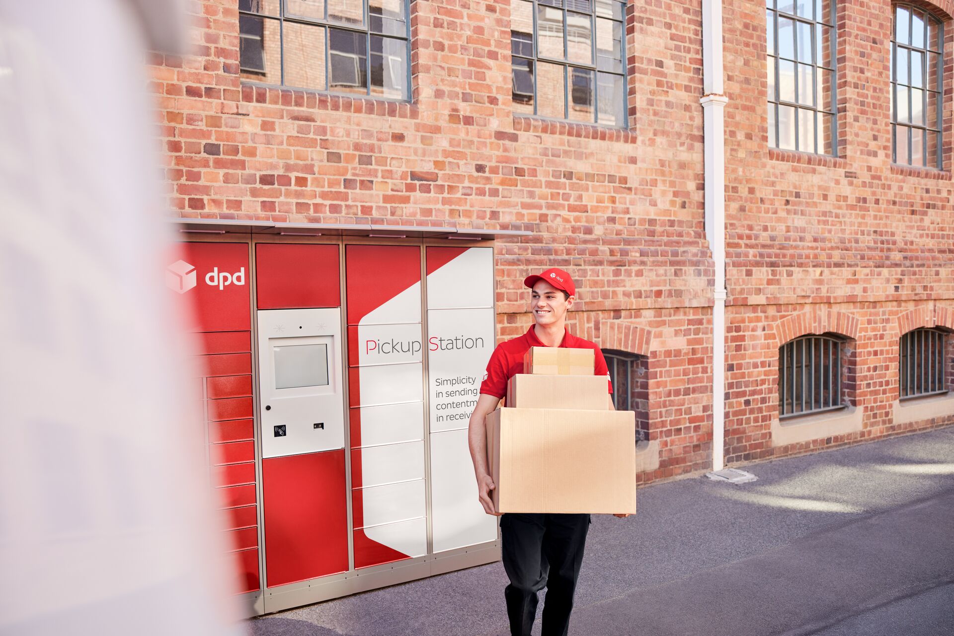 Geopost: Worldwide parcel delivery network